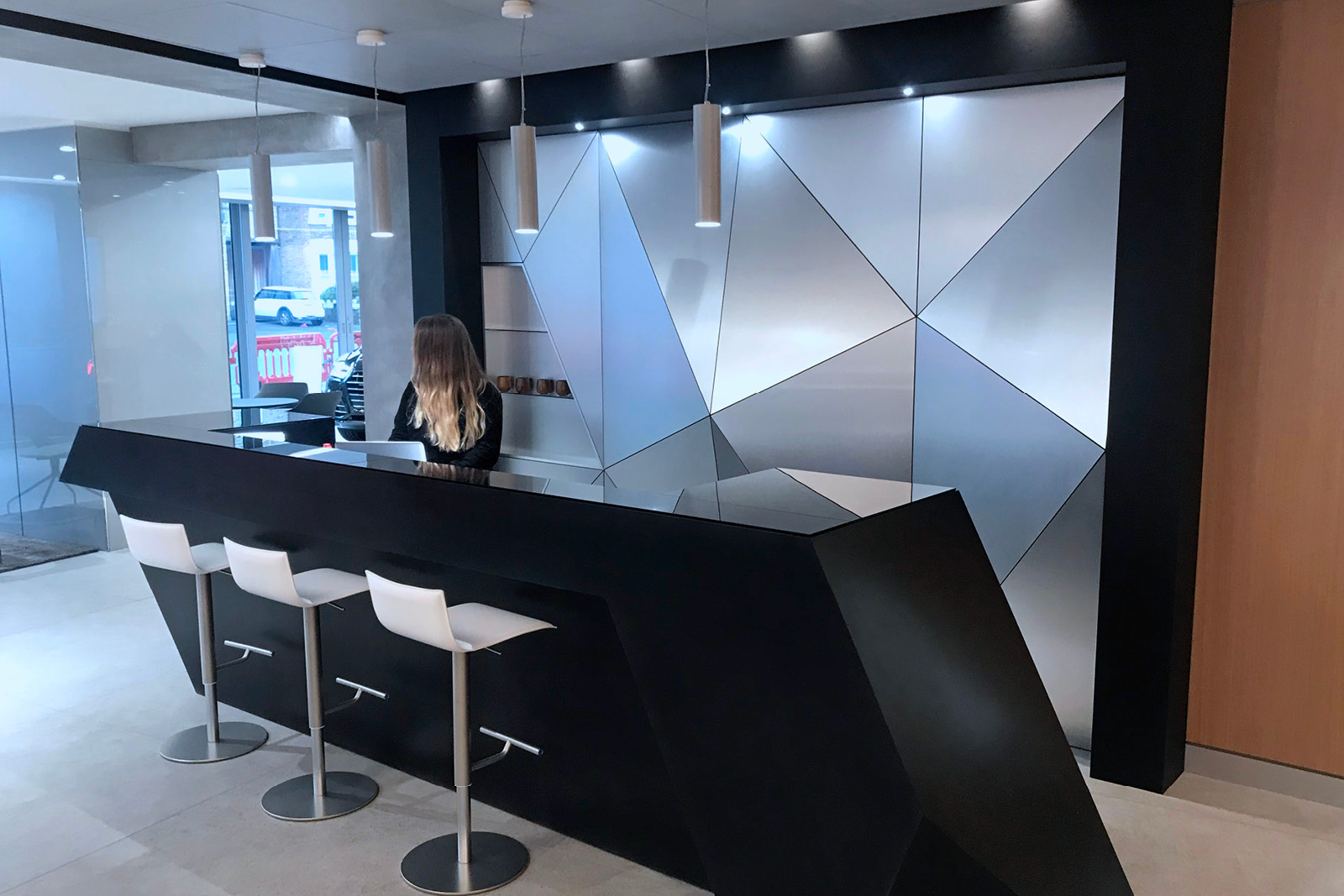 Automotive Sector - Corporate Workspace